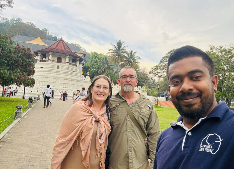 Kandy City Tour by Lanka Safe Tours (An Unforgettable Day Tour)